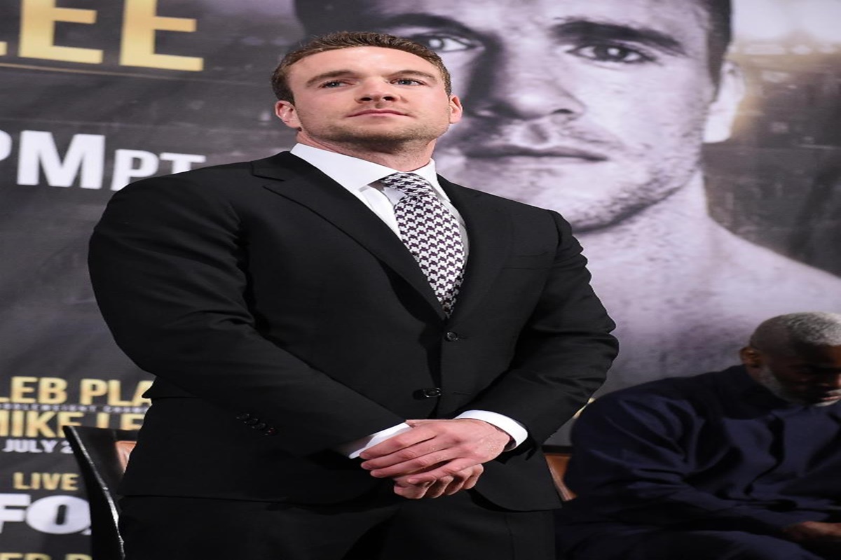 Max Boxing - News - Mike Lee living his dream, gets shot at world title